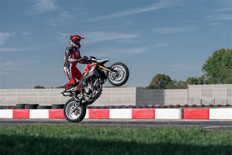 Ducati Hypermotard V2 2026 Ficha Técnica Fotos Y Precio