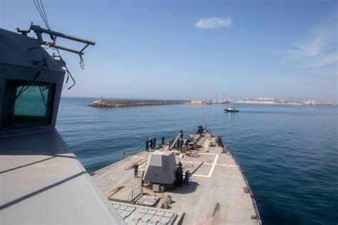 Dvids Images Uss Nitze Ddg 94 Daily Ops Image 3 Of 3
