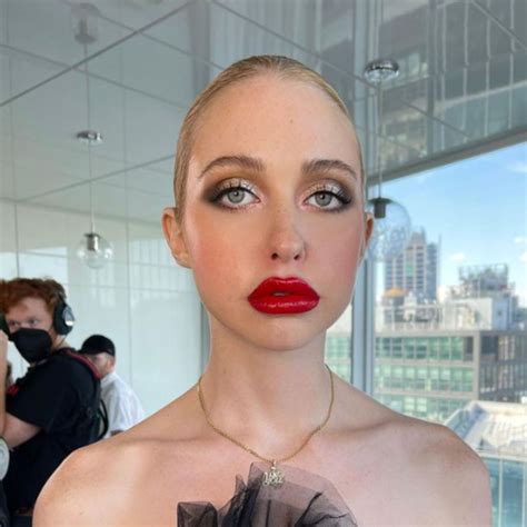 Red Lip Makeup Ideas