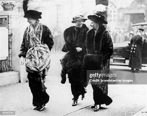 Princess Cecilie Of Germany Photos And Premium High Res Pictures