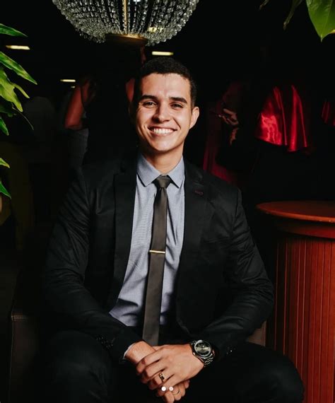 Jovem Teófilo Otonense Lucas Sibiem Rodrigues Passa No Concurso De Oficiais Da Polícia Militar