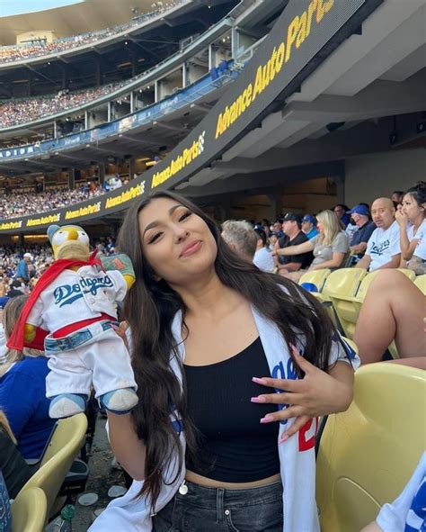 Dodger Homer Rdodgergirls