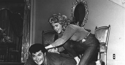 Donna Douglas 1933 2015