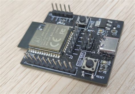 Esp32c3真 · 最小系统板全引出 立创开源硬件平台