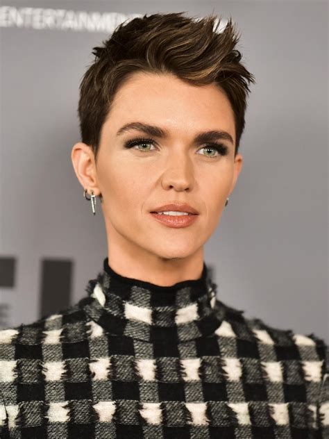 Alle Styling Tipps Zur Angesagten Trendfrisur Pixie Cut