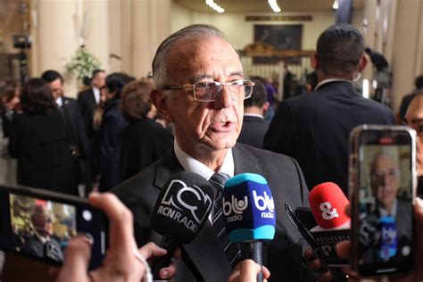 Ministerio De Defensa Autorizó Bombardeos A Disidencias En El Cauca