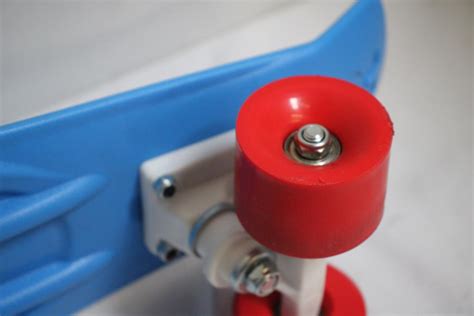 Rugged Raggers Mini Cruiser Skateboard Guess Leather Hand Wallet And