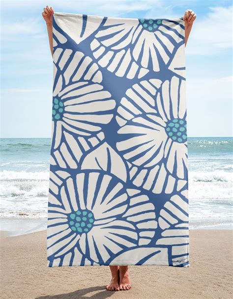 Happy Flower Beach Bath Towel Blue Beach Beach Towel Blanket