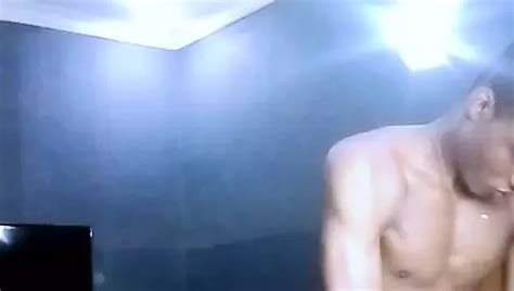 非洲学生被粗暴地操，直到她开始尖叫。第1部分。请订阅。 Xhamster