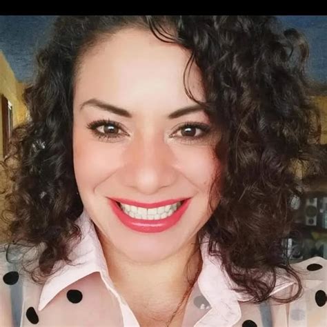 Reyna Lara Nikylara04 • Threads Say More