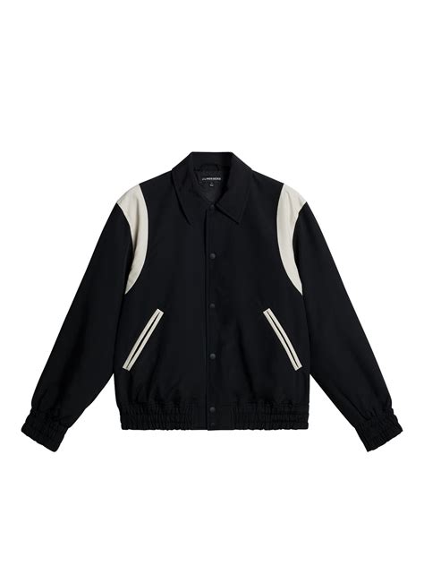 Baze 2l Baseball Jacket Black J Lindeberg