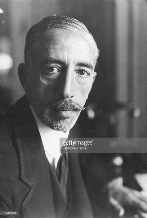 Portrait Of Iraqs First King Faycal 1st Third Son Of Meccas One Kings Iraq Iraqi Army