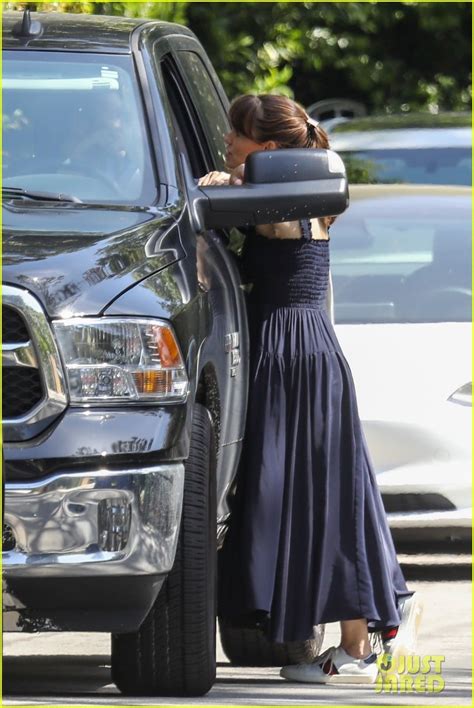 Jennifer Garner Looks Smitten With Boyfriend John Miller While Chatting