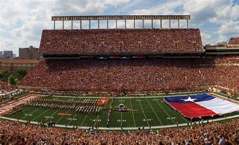 Utaustin Texaslonghorns Football Big12 Katherinewright Thewrightgroup Morelandproperties