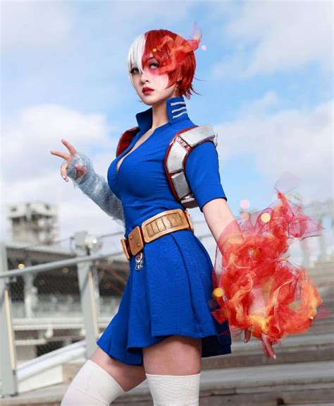 This My Hero Academia Cosplay Puts Fiery Genderbent Spin On Todoroki Todoroki Cosplay