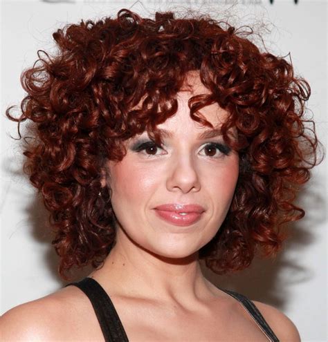 Curly Hairstyles For Round Faces Women Hairdo Hairstyle
