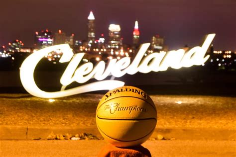 10 Things To Do In Cleveland Ohio Platinum Party Bus