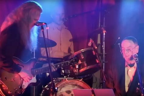 The Tragic Tale Of Skyhooks First Lead Singer The Music