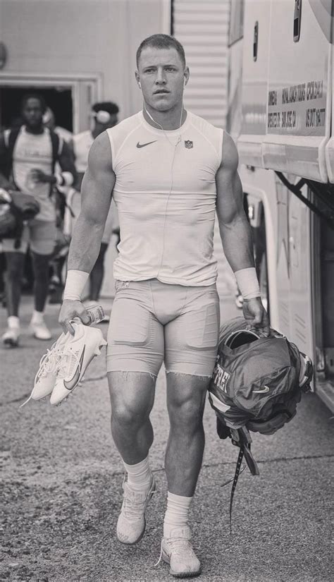 Pin Von Jeff Sawyer Auf Mccaffrey Männer