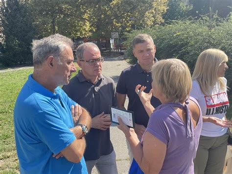 Ponoš Lutovac Zelenović Zbog Ukrupnjavanja Opozicije Vučić Beži Od