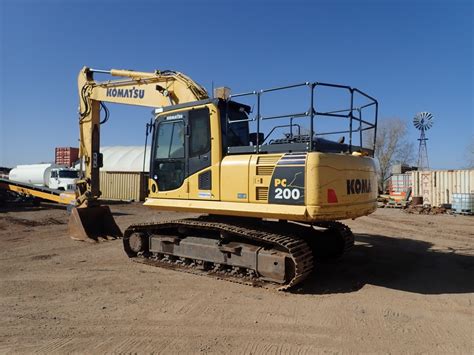 Equipment Focus Komatsu Pc200 8 Excavator
