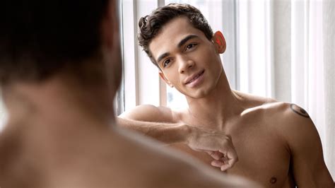 Ashton Summers Everything Boy Photo Boyfriendtv Com