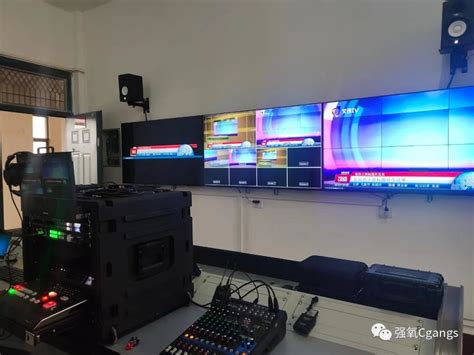 长江大学文理学院融媒体中心采用blackmagic Design高清 4k集成箱载导播系统影视工业网 幕后英雄app