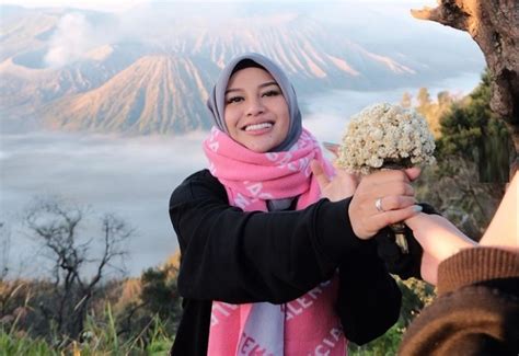 Aurel Hermansyah Dikritik Soal Bunga Edelweis Ini Tanggapan Ashanty Dan Anang Okezone Celebrity