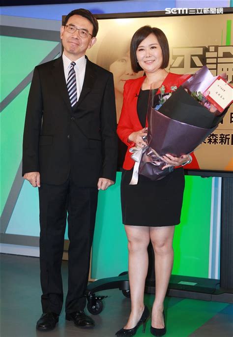 平秀琳由中天深喉嚨轉戰東森評論無雙｜娛樂圖輯｜娛樂星聞 Starsetncom