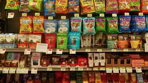 11 Grocery Store Chains With Impressive Candy Aisles
