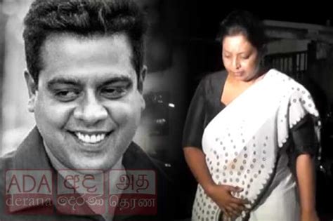 Late State Minister Sanath Nishanthas Wife To Enter Politics
