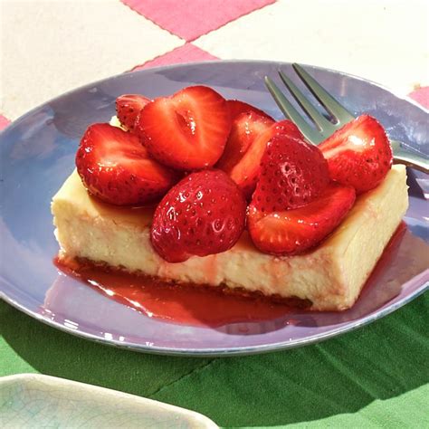 Strawberry Topped Cheesecake With Graham Cracker Crust Recipe Epicurious