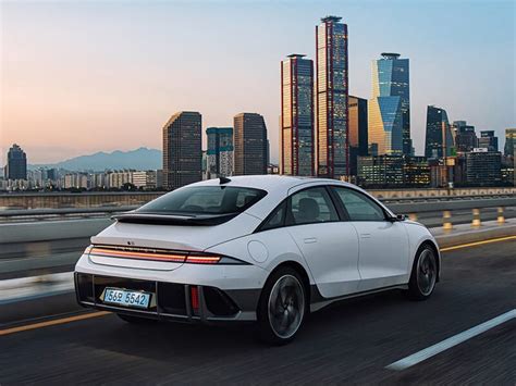 Hyundai Ioniq 6 Relieves Range Anxiety With 614 Kilometres Per Charge