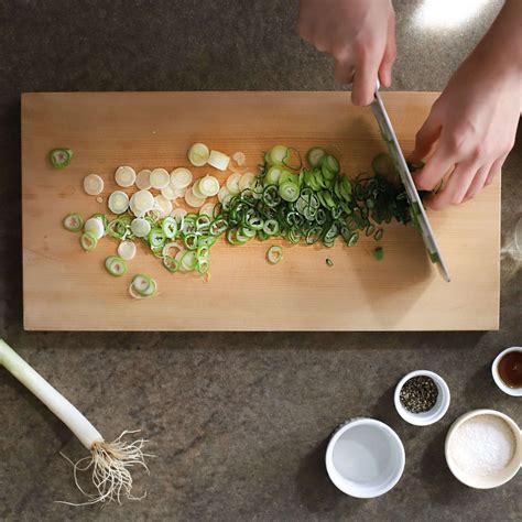 Gà Rán Vị Sườn Nướng Kiểu Hàn