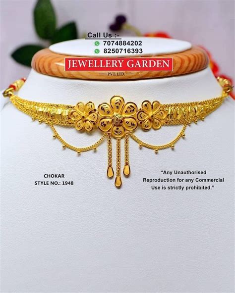 Pin Av Huda Ali Khan På Gold Chocker Necklace