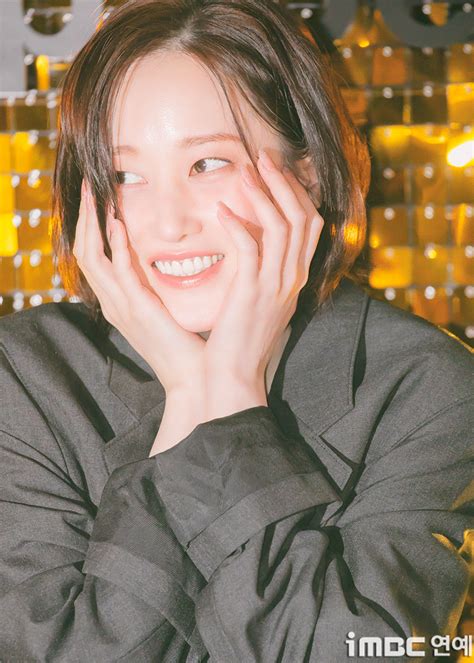 움짤 전종서 좌중압도 뷰티큐티