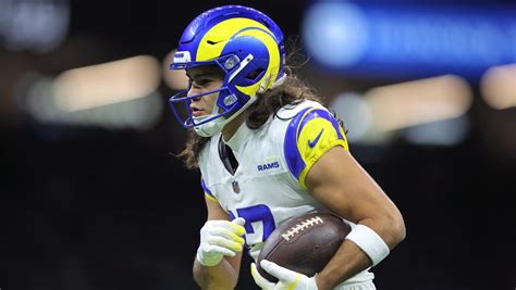 Rams Wr Puka Nacua Pulls In Catch Off Stafford No Look Pass