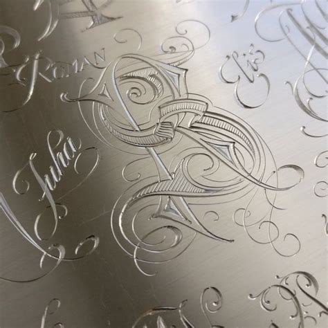 Tira Jewellery Kompassi Riipus Miehet Kaiverruksella