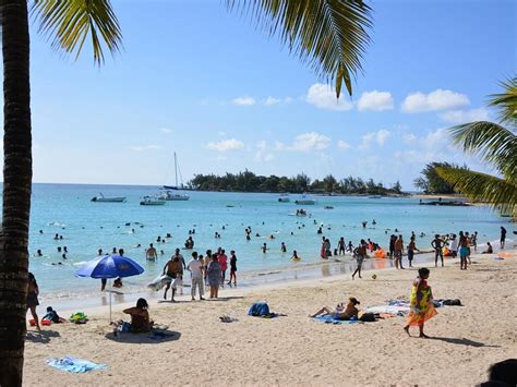 Island Babe Mauritius Pereybere Nigel Street Les Flamants Rd