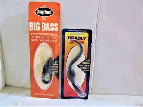 Vintage Snag Proof 1960s Original Leech And Worm Lures Etsy