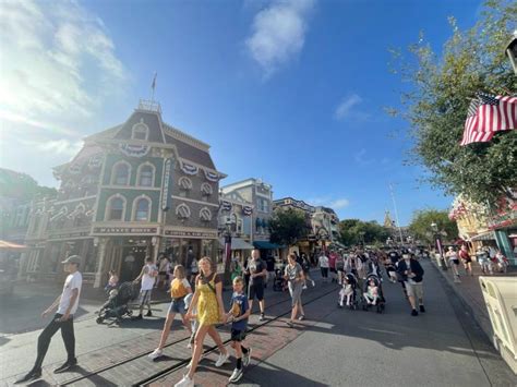 What Does Disneyland Park Hopper Pass Include Thats Different