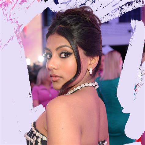 Mischa Bartons Warm Honey Hued Waves Celebrity Hair And Hairstyles Glamour Uk