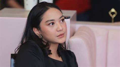 Dicibir Punya Privilege Dari Sang Ayah Ternyata Sumber Kekayaan Putri Tanjung Bikin Melongo