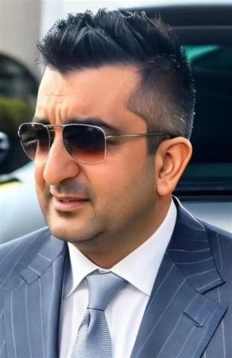 Real Estate Agent Khalid Sarwari Mocked Over House Ad Posing Next To A