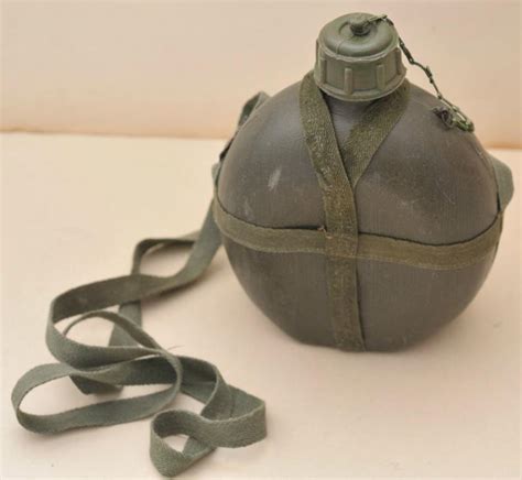 Webbingbabel Albanian Armed Forces AAF Plastic Canteen