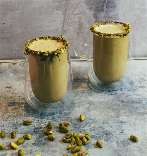 Pistachio Latte Easy At Home Recipe