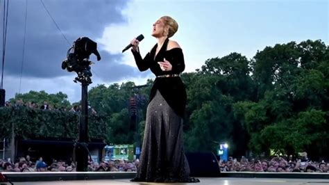 Adele Pauses Concert Several Times To Check In On Fan Safety