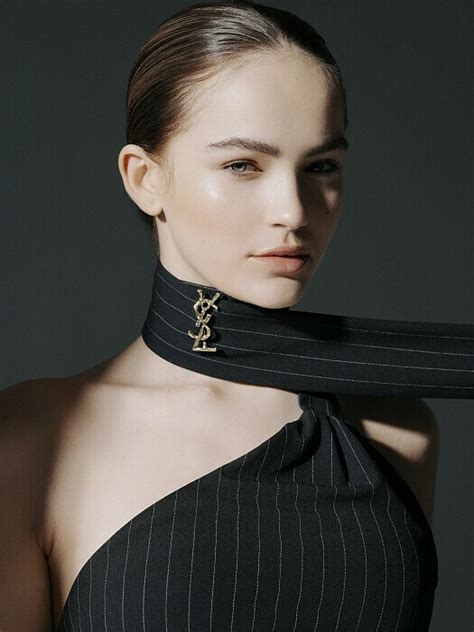 Julia W Addicted To Models