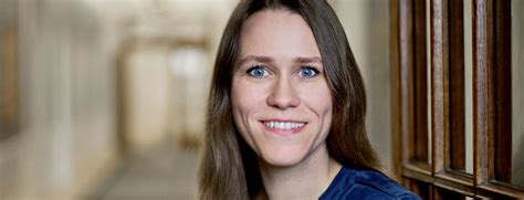 Ugens Vindere Barbara Bertelsen Slap Billigt Men Mette Frederiksen