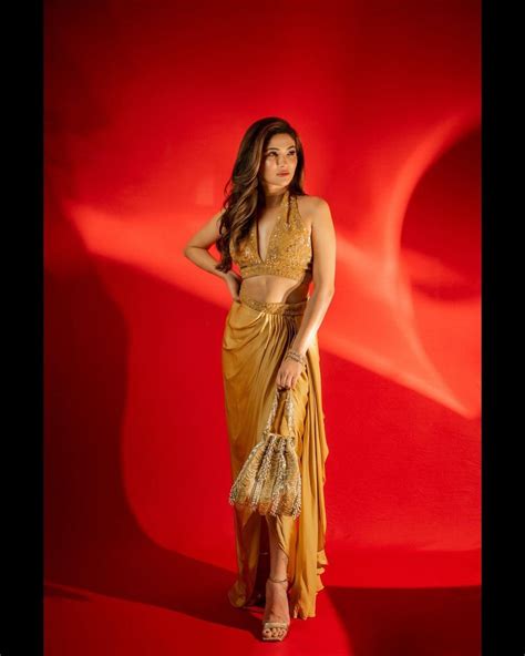 Ridhima Pandit Hot Figure Rhottiesofytandtv